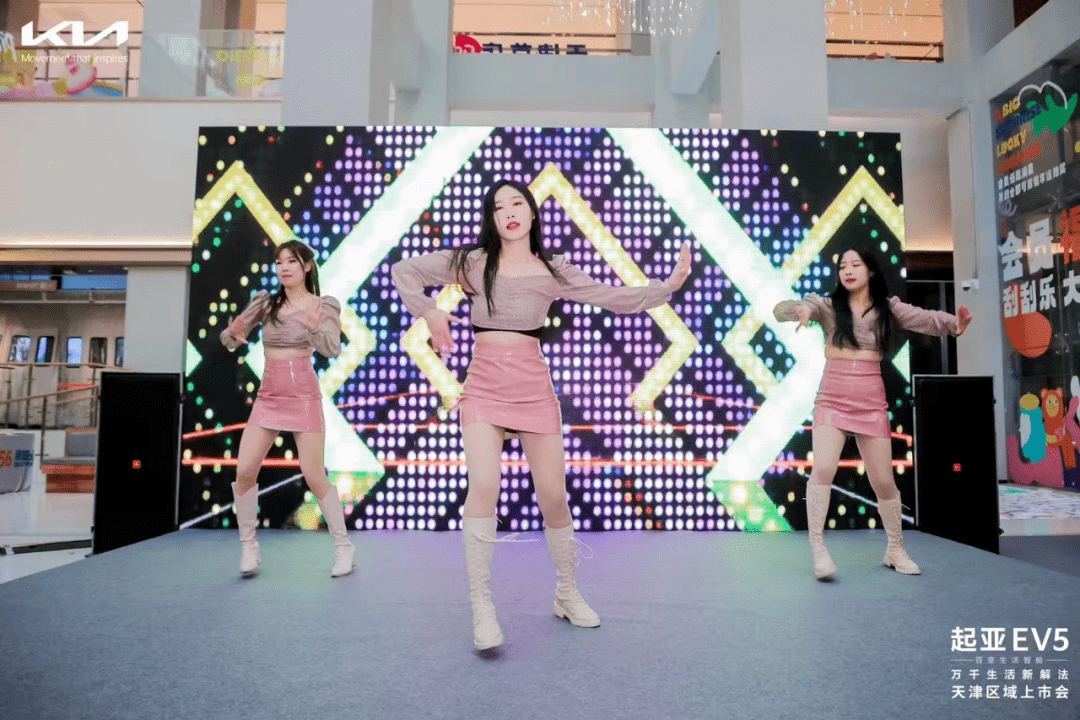 定位“百变生活智舱”，起亚EV5标准续航版上市，售价14.98万元起_搜狐汽车_搜狐网