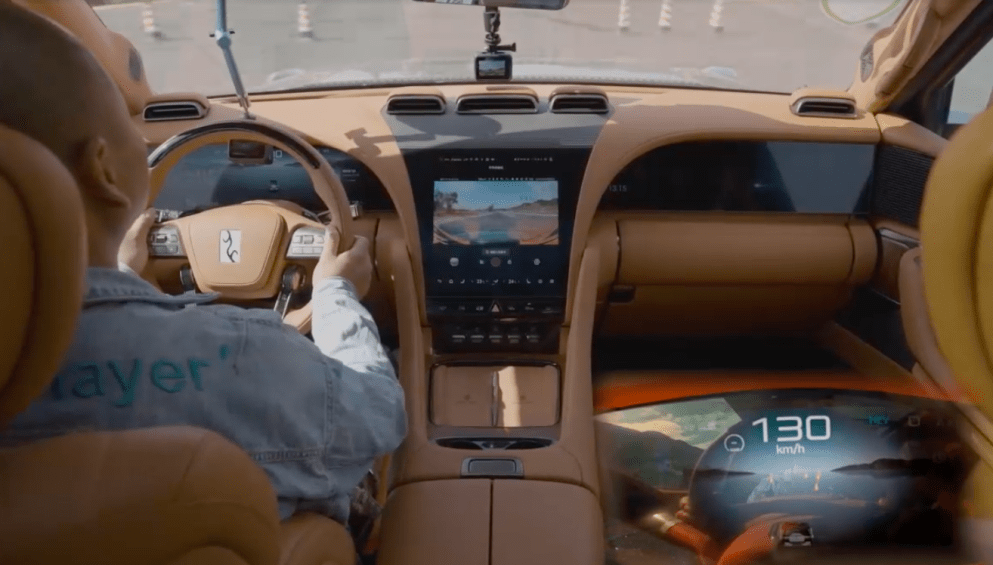 比亚迪AEB有多厉害？仰望U8测试车时速130km/h主动刹停_搜狐汽车_搜狐网