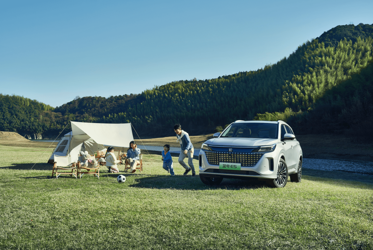 限时抢购价9.98万，蓝电E5对比CS75 PLUS确实值得买_搜狐汽车_搜狐网