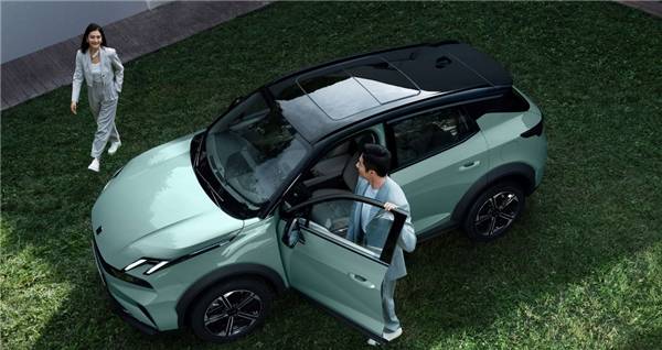 领克06EM-P，兼顾设计感与强大动力的紧凑型SUV_搜狐汽车_搜狐网