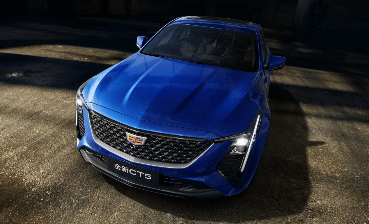 标配33英寸9K曲面屏，新款凯迪拉克CT5购车手册，推荐中配版_搜狐汽车_搜狐网