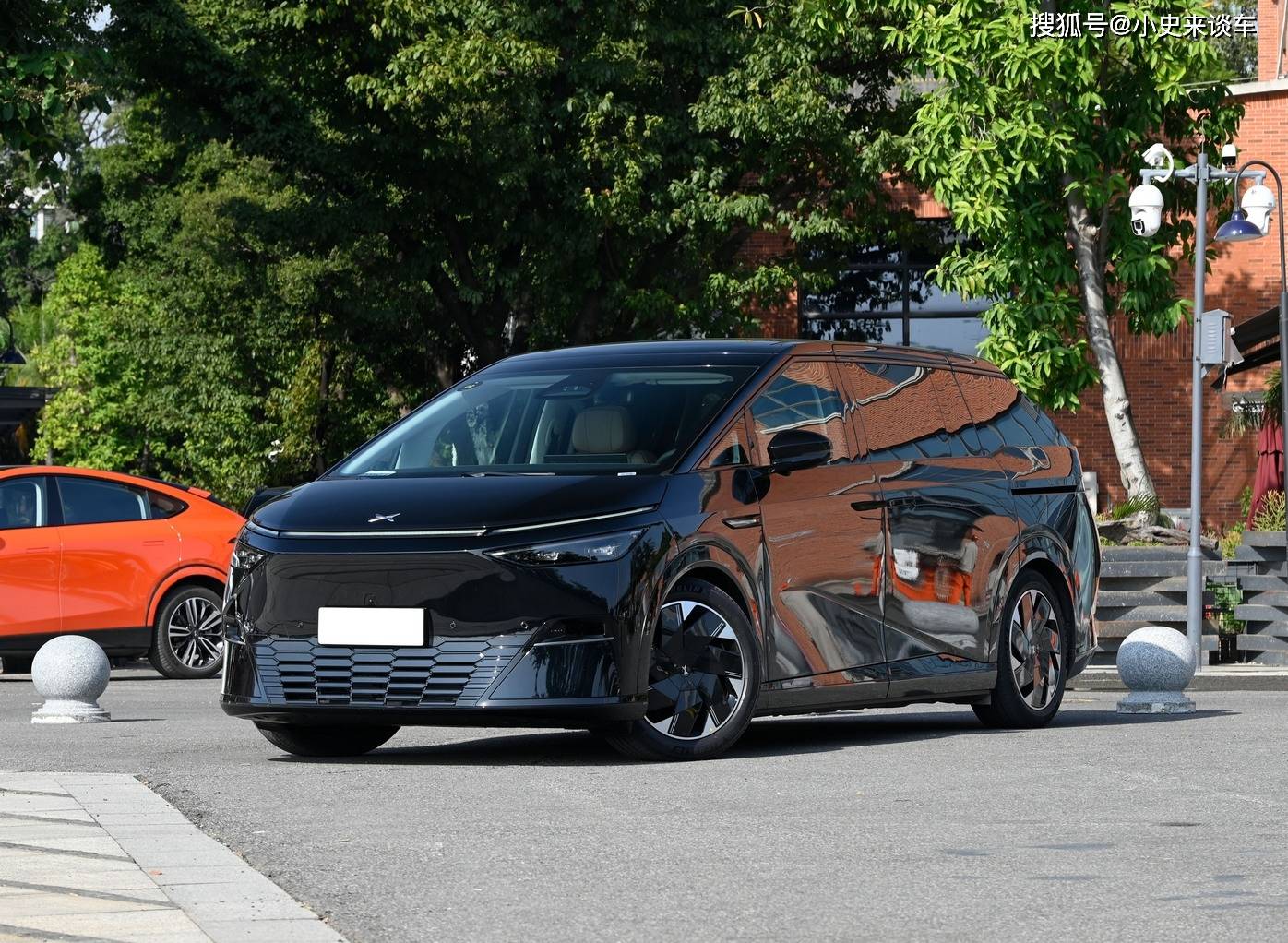 小鹏首款MPV今日上市！预售订单超30000台，车长近5米3配航空座椅_搜狐汽车_搜狐网