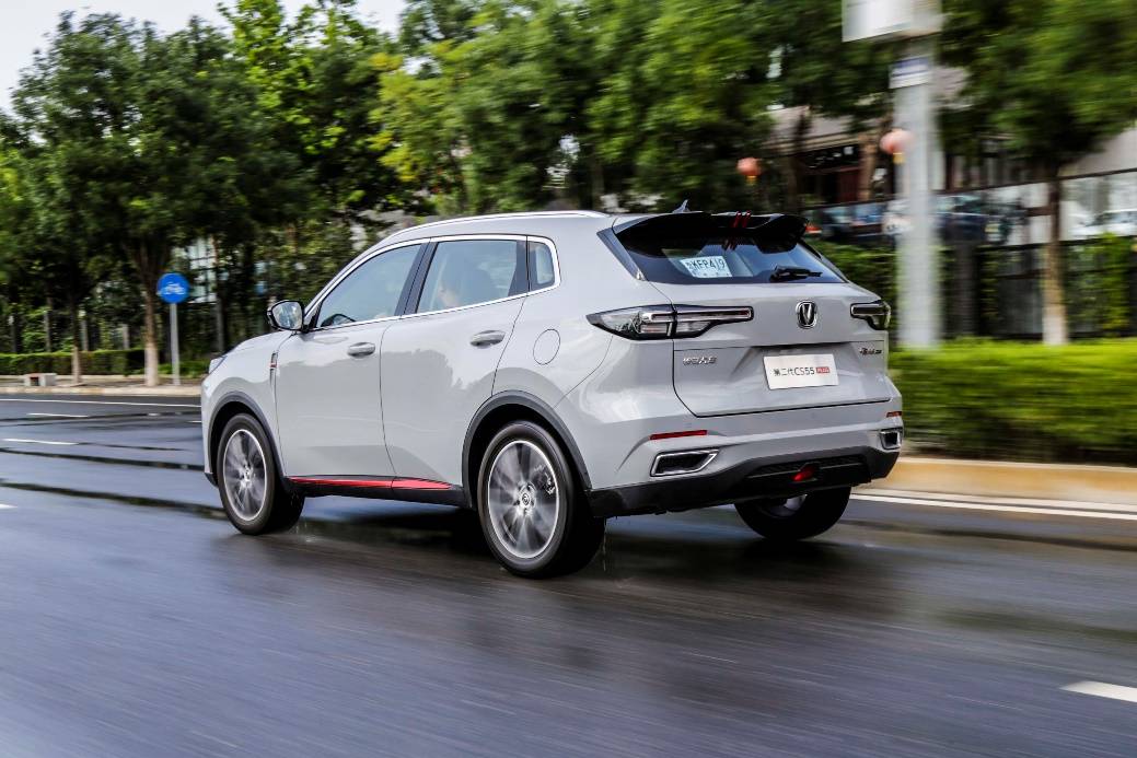 50万新轻年“UP之选” 第二代CS55PLUS究竟有何魅力？_搜狐汽车_搜狐网