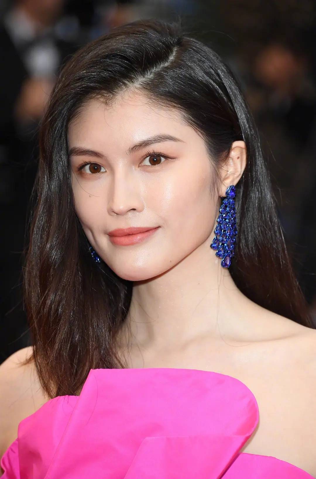 何穗，高贵冷艳-搜狐大视野-搜狐新闻