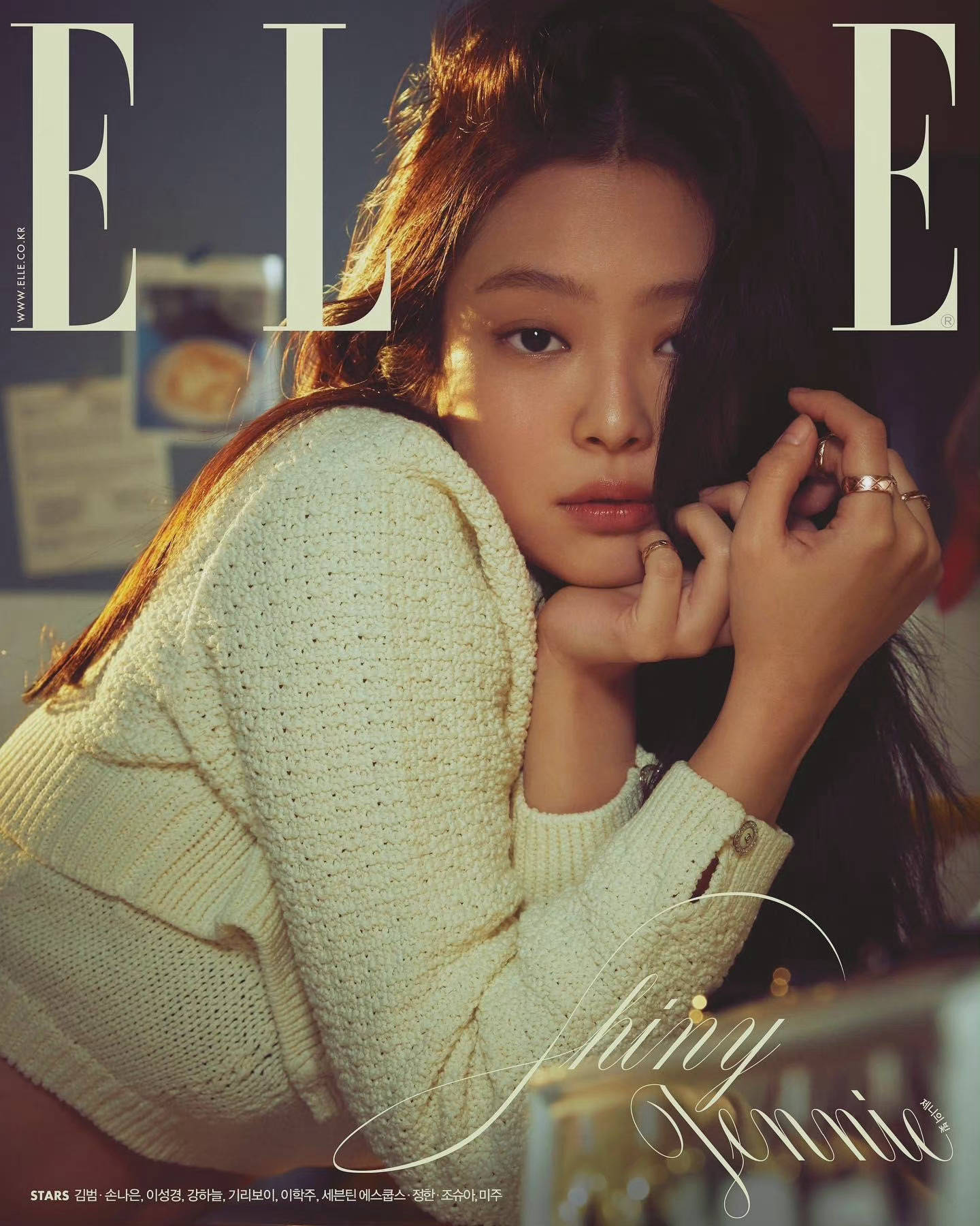 Jennie封面大片曝光 媚眼如丝时尚感爆棚-搜狐大视野-搜狐新闻