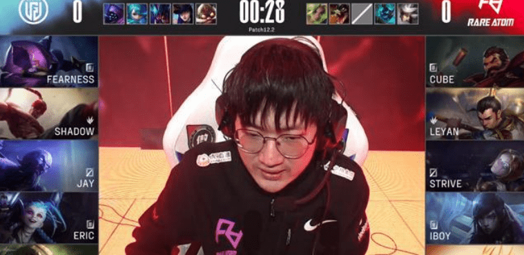 iBoy薇恩怒砍五杀 RA2-1险胜LGD_杰斯_赵信_凯南