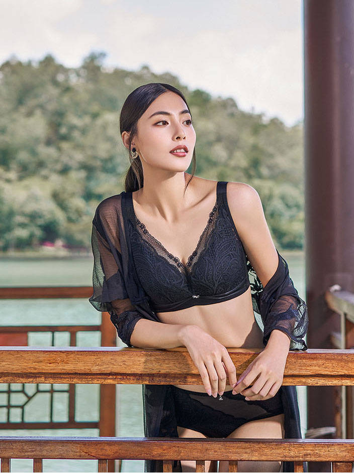 中国爱戴|高级纯欲感黑色蕾丝内衣，yyds！-搜狐大视野-搜狐新闻