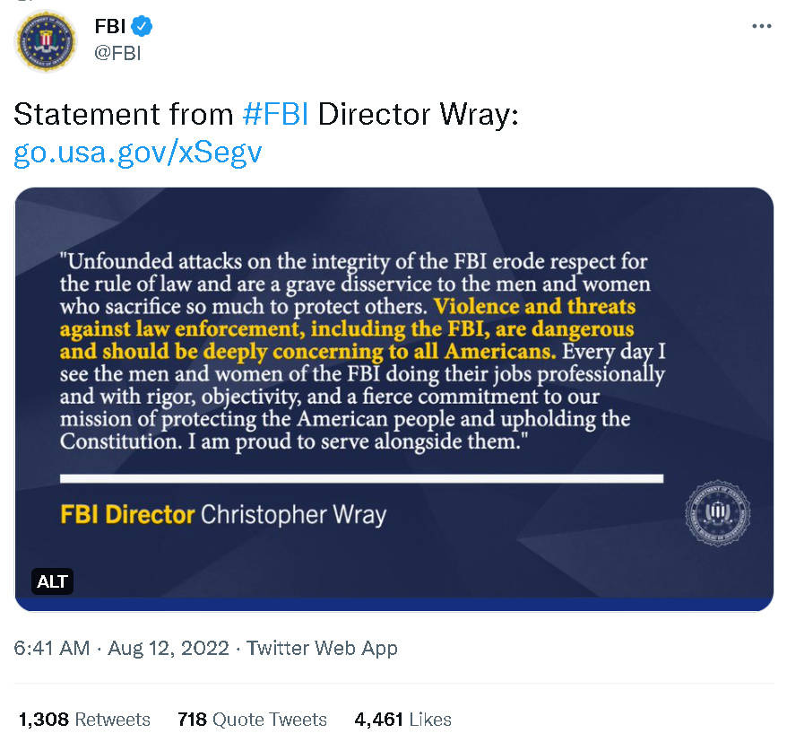 特朗普被搜家后 支持者闯FBI大楼并与FBI枪战-搜狐大视野-搜狐新闻