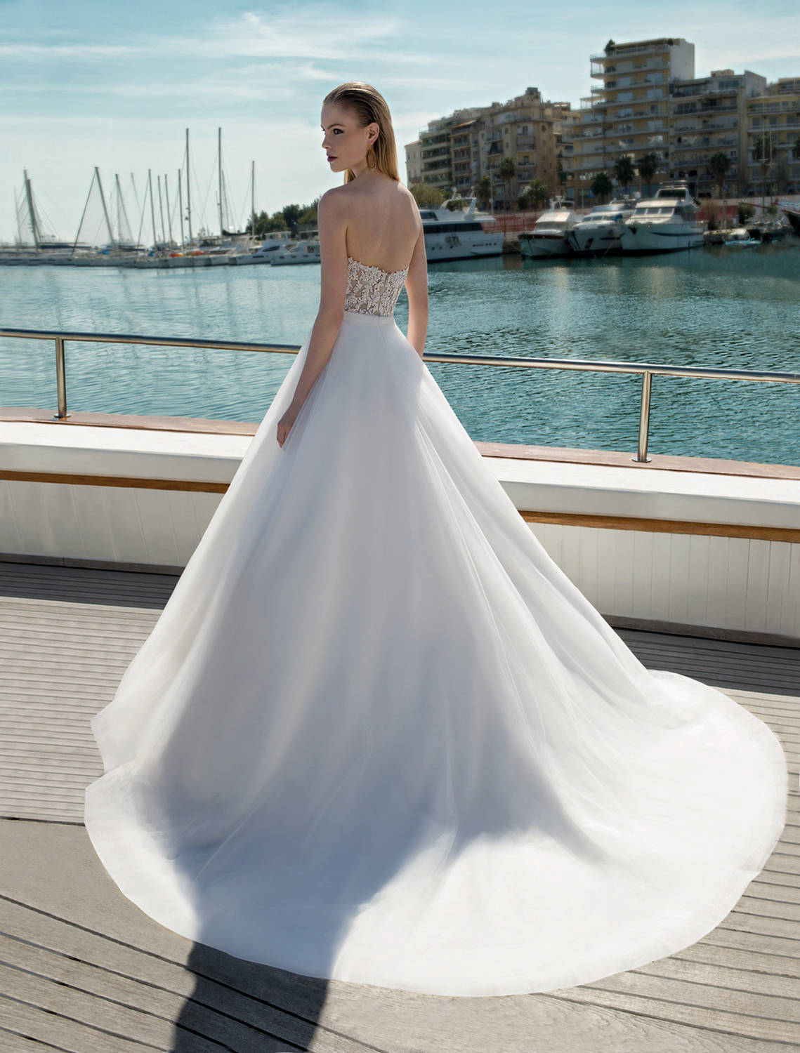 顶级手工婚纱品牌Demetrios 浪漫系列婚纱7-搜狐大视野-搜狐新闻