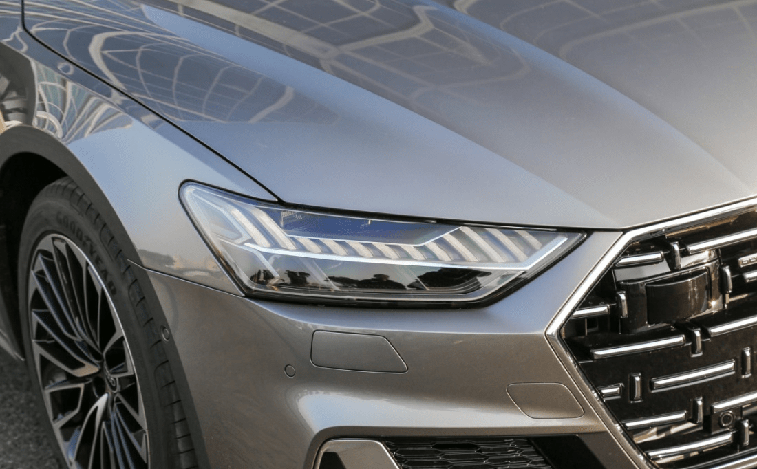 还在考虑奔驰E级？奥迪A7L 2.0T版才是真香_搜狐汽车_搜狐网