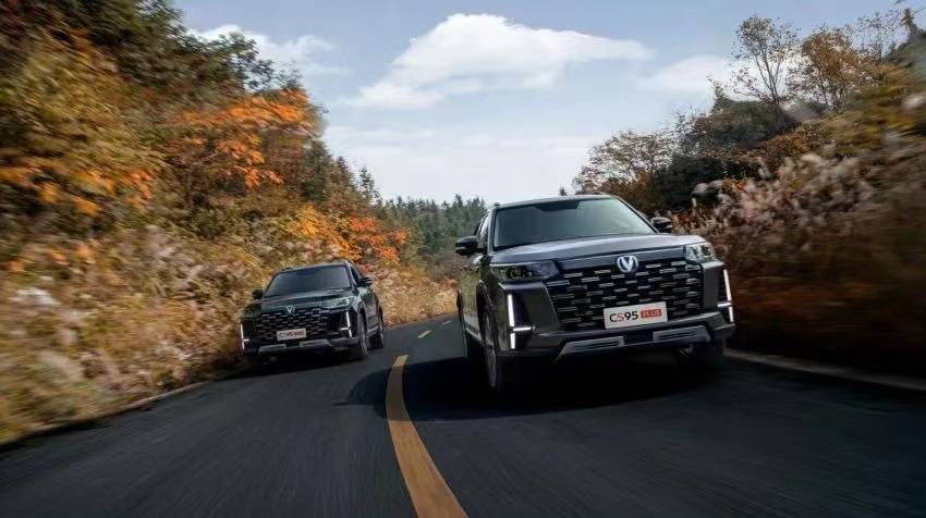 20万级大家庭智能7座SUV，长安CS95PLUS全新上市！_搜狐汽车_搜狐网