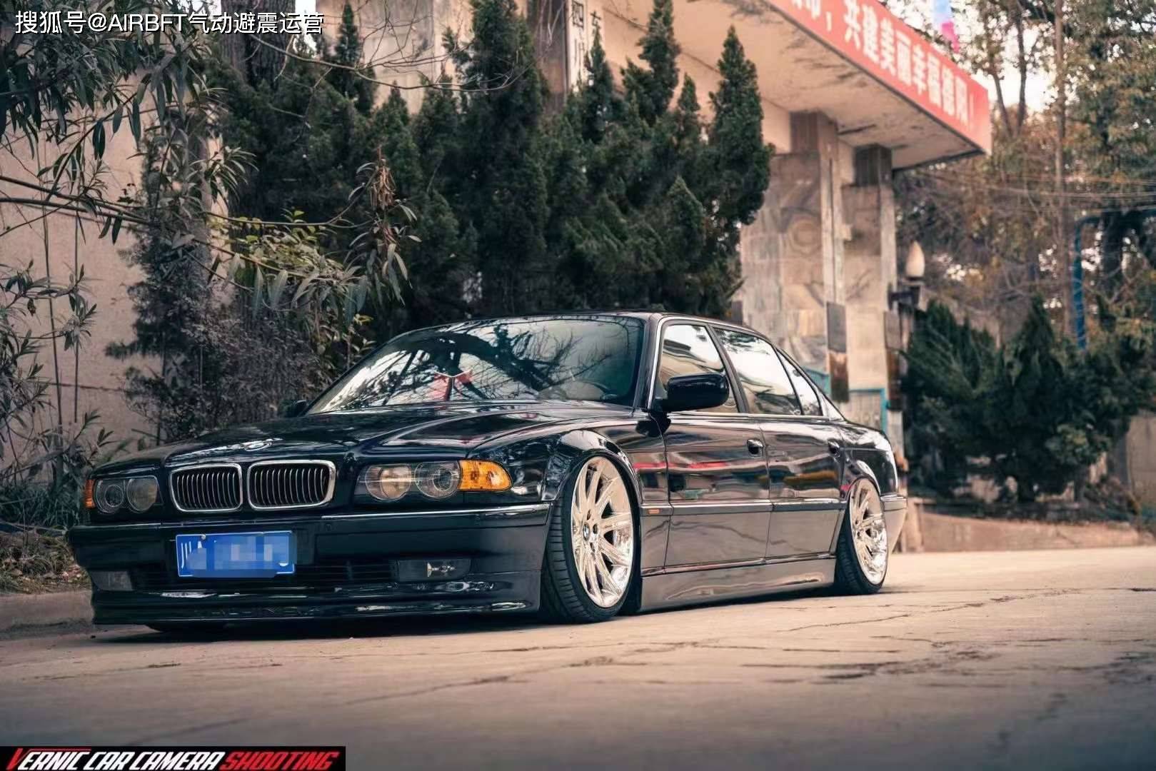#怀旧经典#宝马E38#AIRBFT气动避震_搜狐汽车_搜狐网