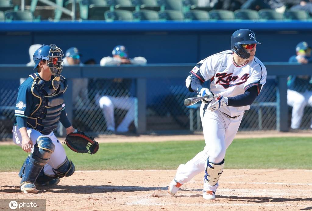 WBC世界棒球赛：韩国国家队与恐龙队进行热身赛-搜狐大视野-搜狐新闻