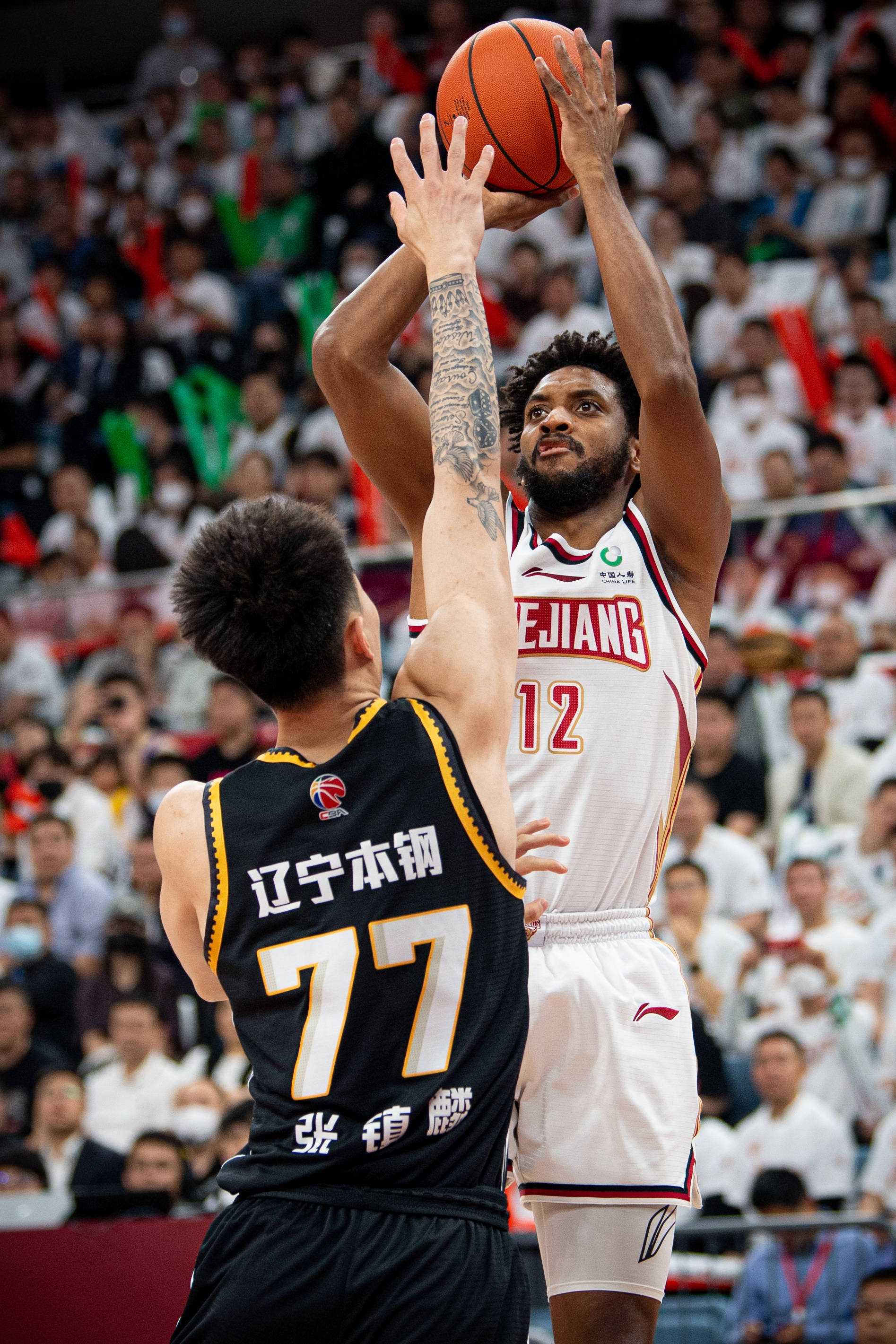 组图：CBA总决赛G2辽宁2-0浙江 赵继伟带球突破-搜狐大视野-搜狐新闻