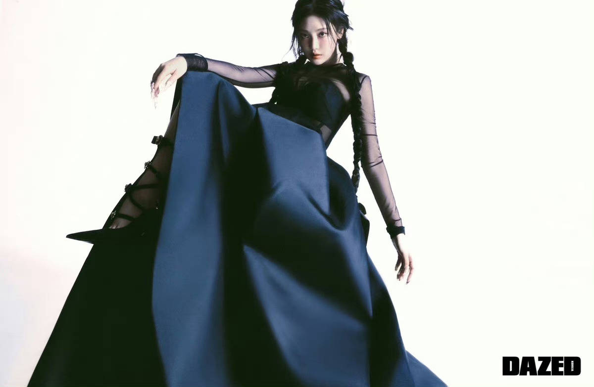 宁艺卓穿黑色短裙性感迷人 黑长直造型干练洒脱-搜狐大视野-搜狐新闻