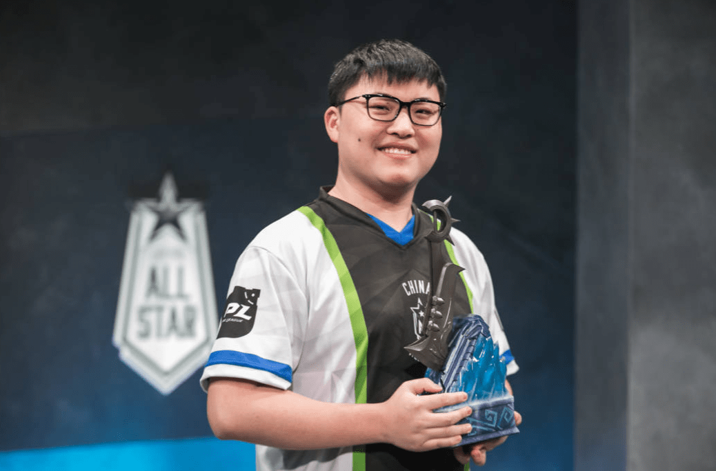 Uzi正式退役 职业生涯回顾：一个坚持了八年的追梦人_赛季