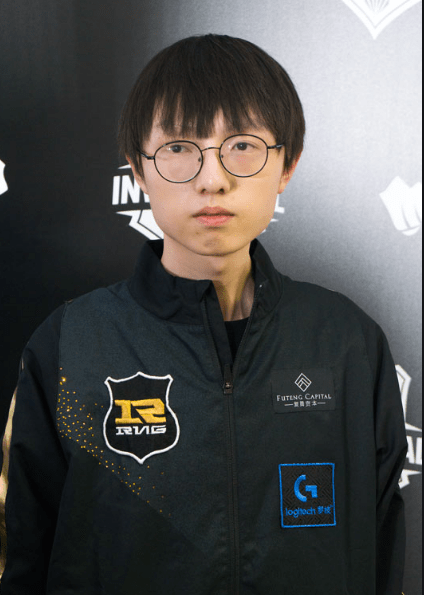 UZI携手RNG三杰成立GNR战队？官宣AJ水晶哥加盟：预定S赛名额_解说