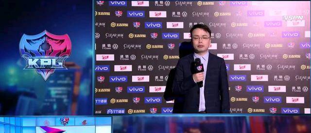 TS火力全开4-2终结XQ拿下十一连胜，DYG能否顶住成为今日看点_比赛