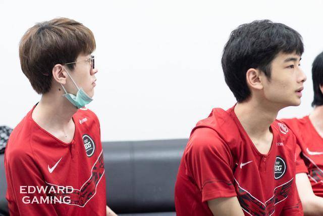LPL7月4日大战来袭：EDG迎战强敌RW，IG今天连胜要被终结了？_比赛
