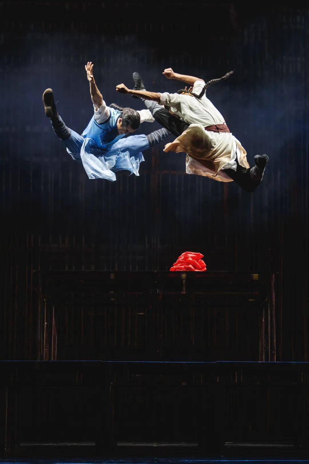 为何这部舞剧能吸引这么多年轻人_广州