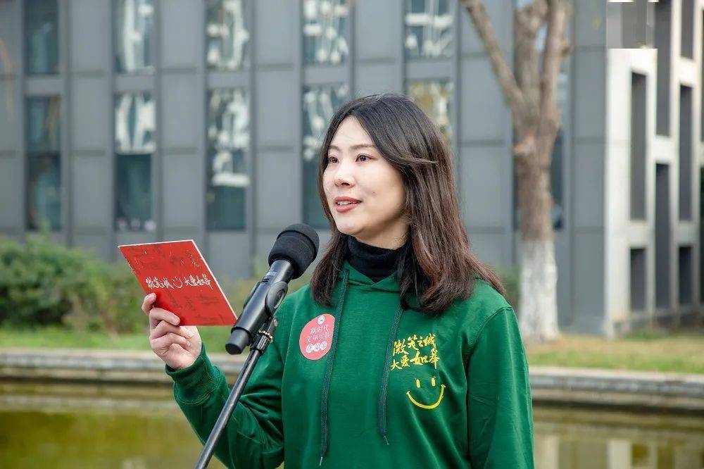 她离开我们10年，却从未被忘记！她的精神，已在如皋这片大地深深扎根……_服务