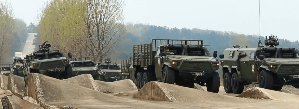 快速车族化！猛士又有新形态：卡车型猛士入列75集团军！_资料