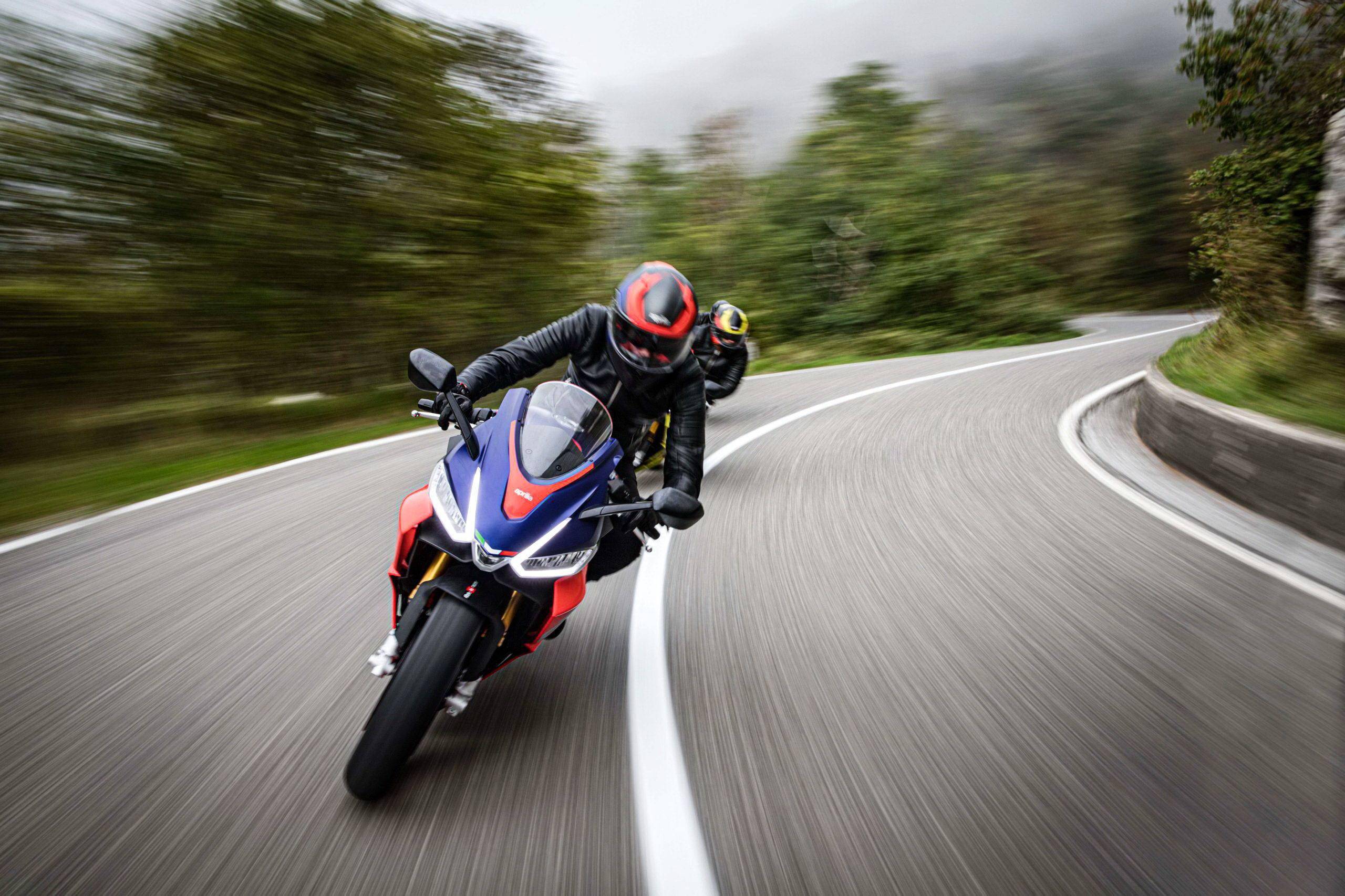 阿普利亚发布 RS660 Trofeo 赛车-搜狐大视野-搜狐新闻