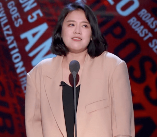 马思纯成“最丑影后”？臃肿身材像有200斤，彻底成了大妈相_形象