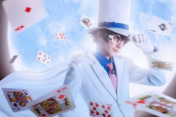 五官深邃仿佛艺术品！帅气的美女Coser KNITE美照赏_葛德