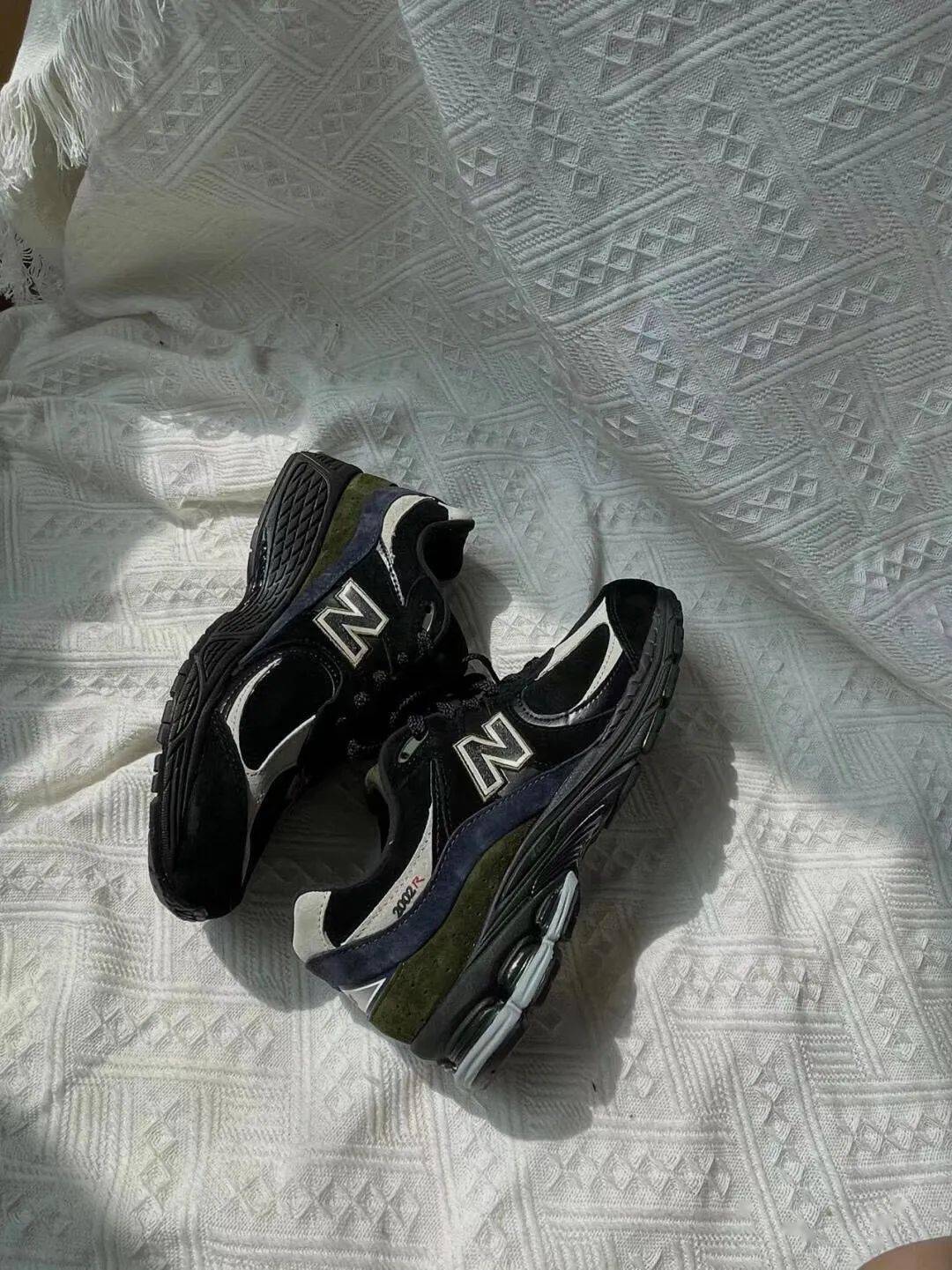 男生穿 NB2002r 太好好好看了！_nb