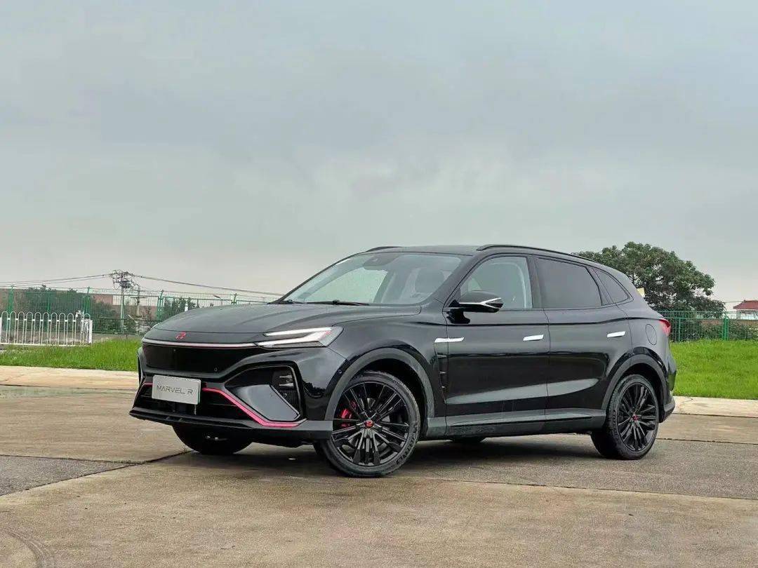 全铝底盘操控加分，牛车网场地试驾R汽车MARVEL R_搜狐汽车_搜狐网