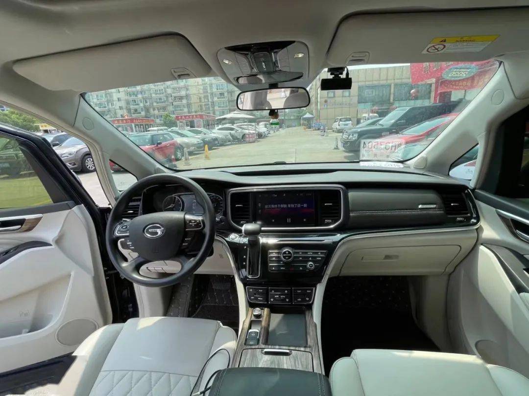 2018年 传祺GM8 2.0T 一手车_大道