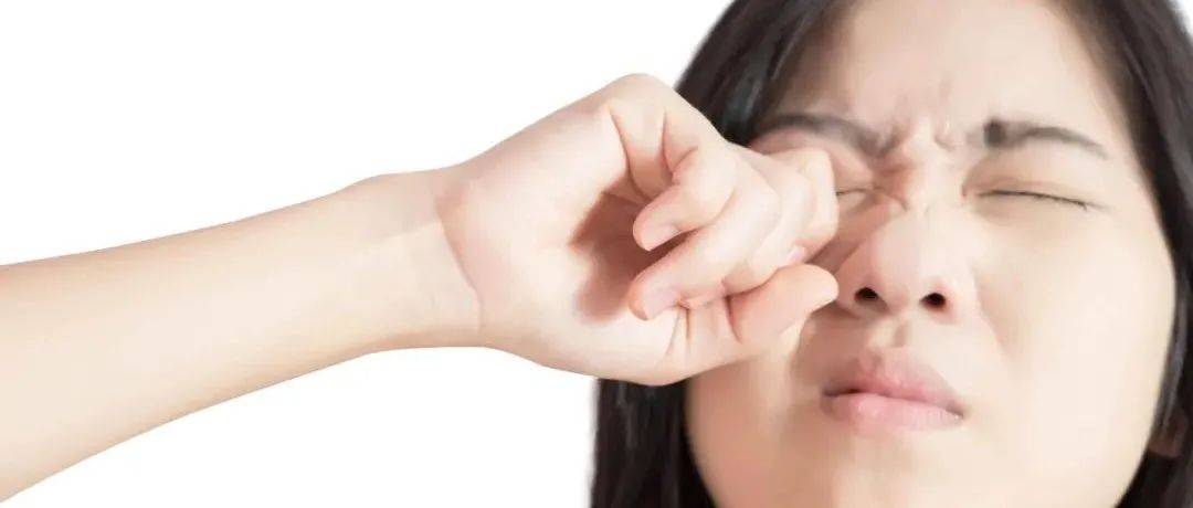 警惕！眼睛出现这些症状一定要重视！每三人中就有一人患病泪膜