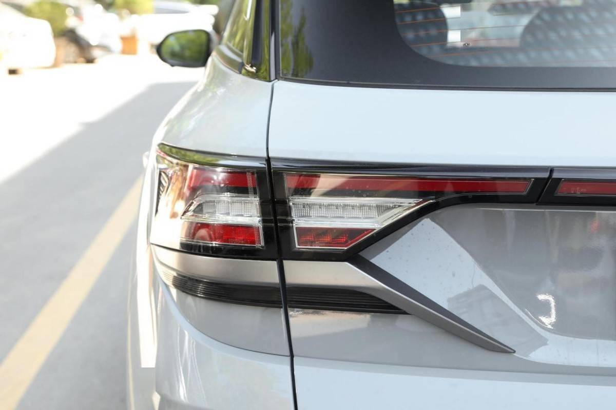 解读东风风神AX7马赫版，一款不容小觑的实力派，1.5T能有190马力_搜狐汽车_搜狐网