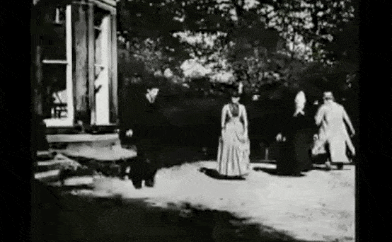 《预言家日报》成真？全球最大的表情包网站，把GIF图做成了实体书_作品