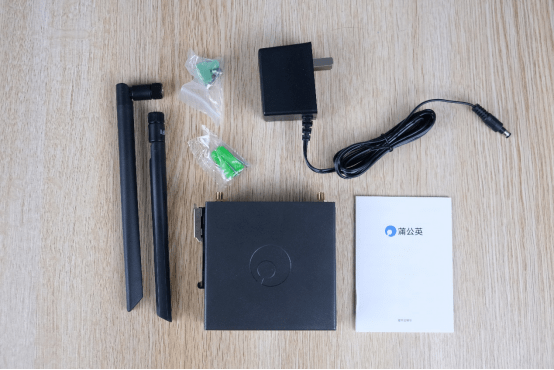 地下车位装监控，蒲公英R300A工业4G路由器帮了大忙_Wi-Fi_摄像头_天线