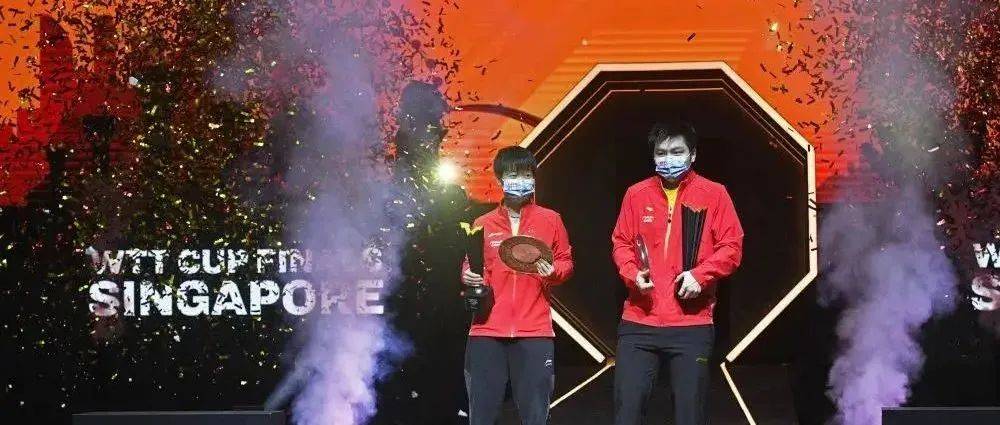 夺冠！樊振东、孙颖莎获得WTT世界杯男、女单桂冠_孙颖莎夺得WTT世界杯女单冠军_樊振东获世界杯冠军 7天内连夺两冠_决赛