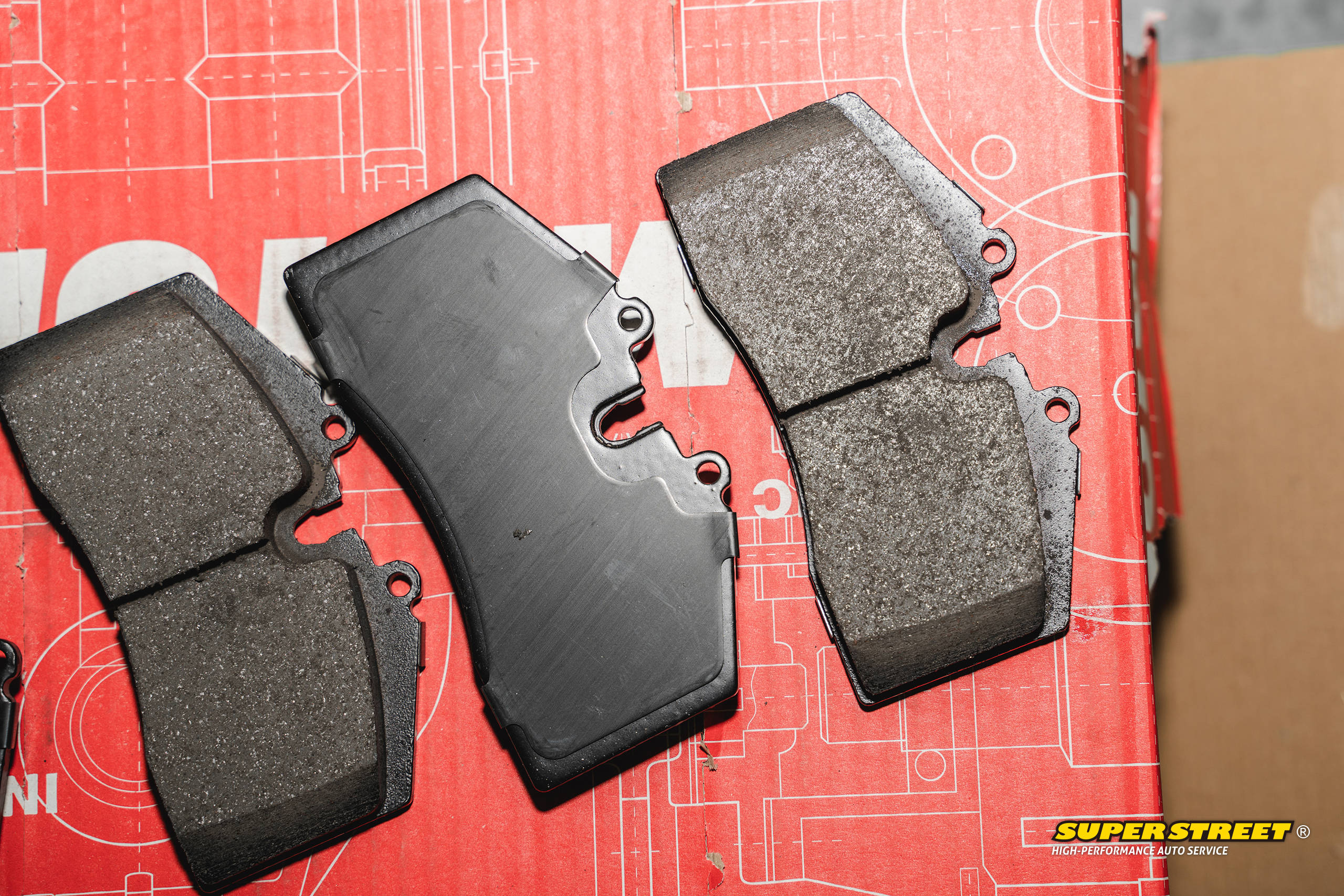 英菲尼迪Q50L更换STOPTECH ST40刹车片，摩特8100全合成机油_搜狐汽车_搜狐网