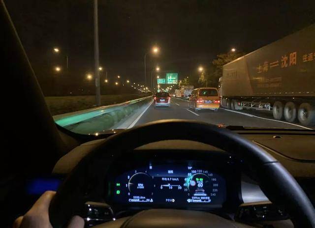 3.0T+10AT，美式豪华SUV！试驾林肯飞行家_搜狐汽车_搜狐网