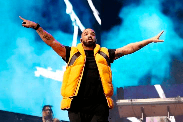 离谱！Drake在TT中灌辣椒酱" ！超模被灼伤怒斥：火辣辣的痛！！我要起诉你......_Toosie_Slide_豪宅