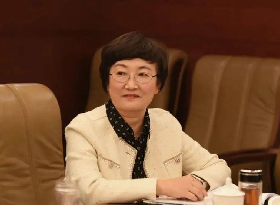 【代表委员谈卫健】省政协委员张艳丽:探索医防融合服务模式,完善妇幼健康服务体系 临床中心 创新 方面