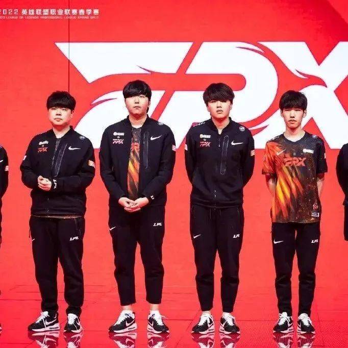 宝蓝锐评：EDG翻盘FPX主要靠圣枪哥_Gori_比赛_因为