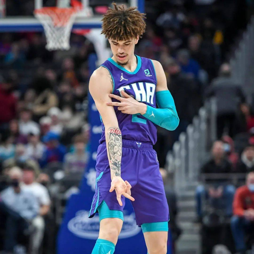 OL2 | 2K22球员数据变化（更新至3.10）（黄蜂）_防守_特雷斯_能力