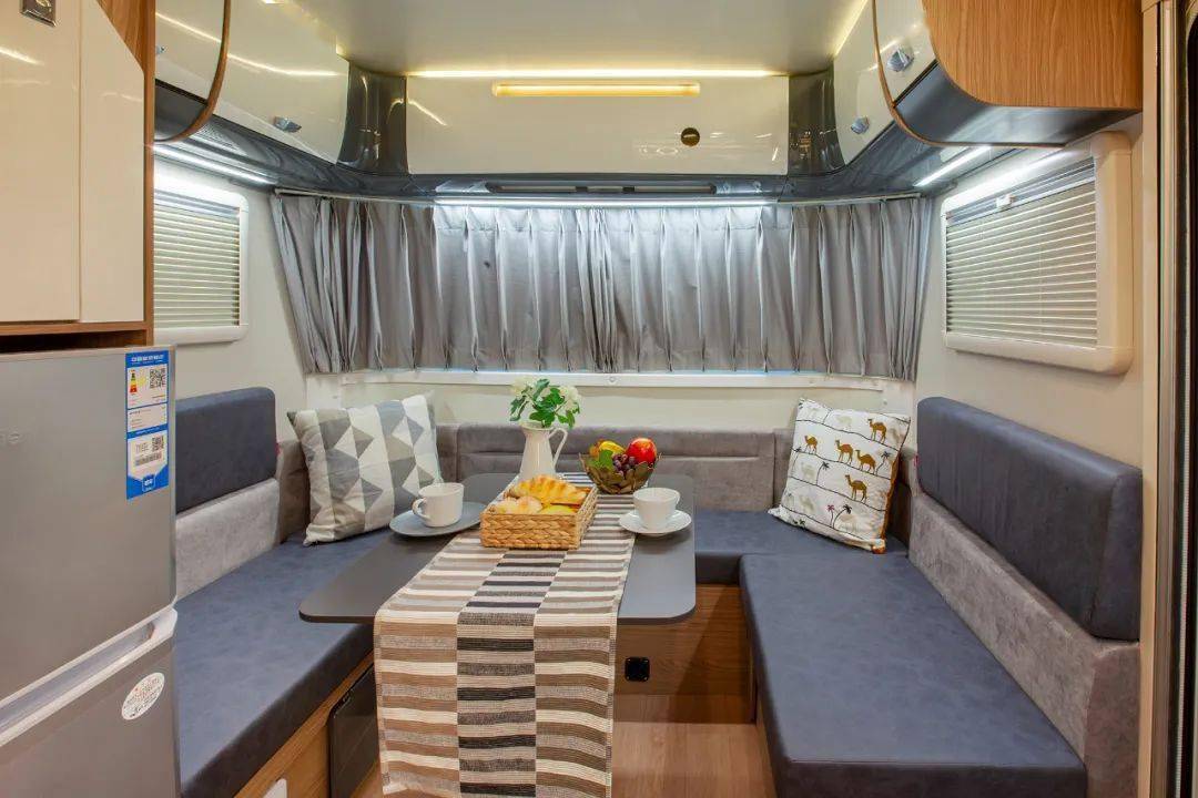 大驰房车DT471 城市露营伙伴 助力开启五彩绚丽生活_搜狐汽车_搜狐网