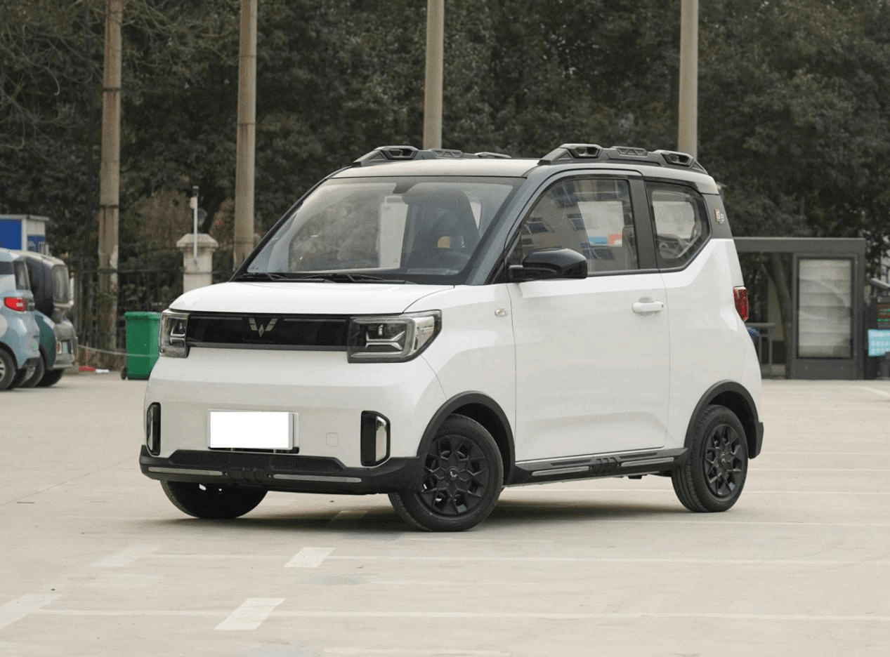 新款宏光MINIEV下本了，满电200km不到6w，3种驾驶模式+倒车影像_搜狐汽车_搜狐网