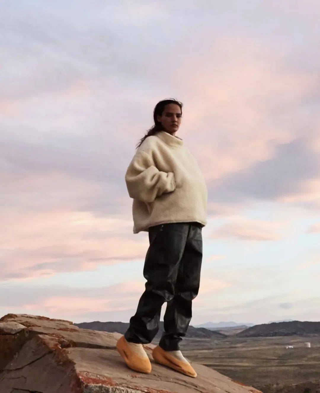 YZY GAP型录曝光，Yeezy Season味太冲了!_系列_设计_成为了