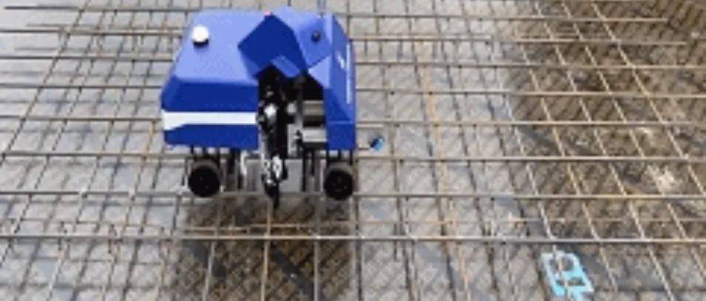 中建研发的钢筋绑扎机器人，进场施工了！_RBBD-Bot_智能_自动