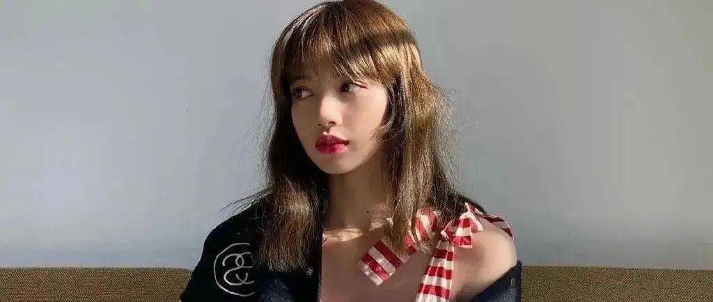 G明星 | Lisa维持身材的秘密，K-pop偶像运动大公开！_Yeri_Momo_Dara