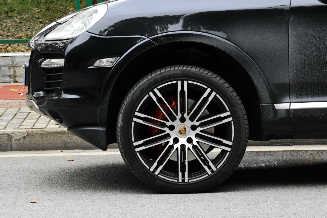 【路试笔记】18.8万块，4.8T二手保时捷卡宴Turbo开回家！_搜狐汽车_搜狐网