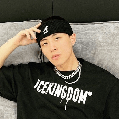 网友曝ICE约见自己！原因太暖心了！_演出_RichBr_ian